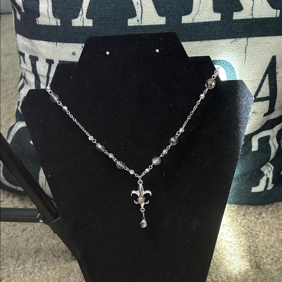 Cookie Lee | Jewelry | Cookie Lee Silver Fleurdelis Necklace | Poshmark
